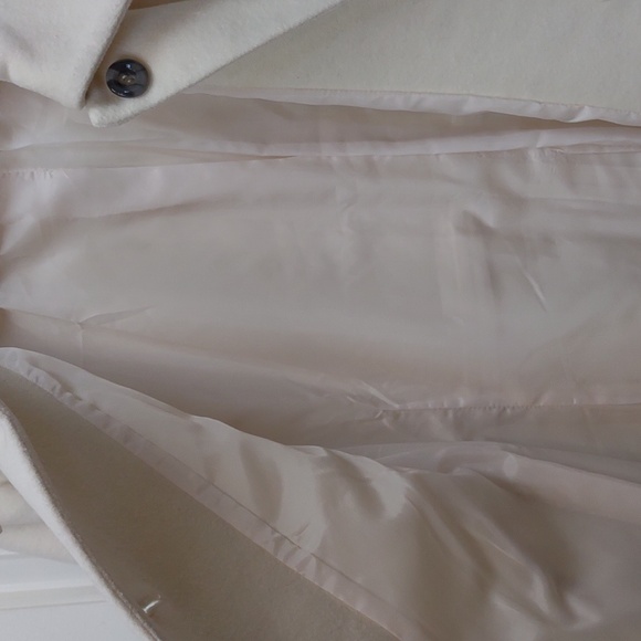 Chadwicks | Jackets & Coats | Chadwicks White Wool Blend Coat Fully ...